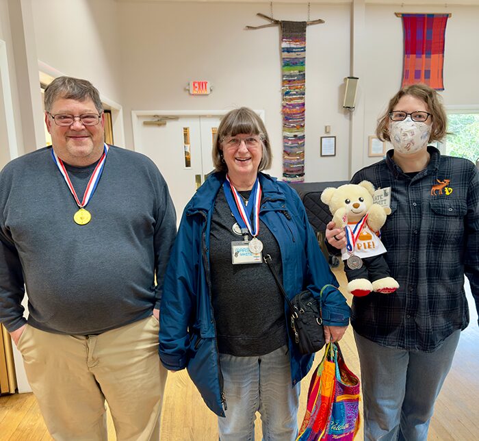 2nd Annual Pie-Off Fundraiser was a Success! - Accotink Unitarian ...